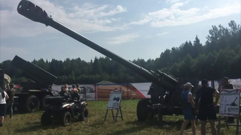 Putin wants government to "take charge" of rap music - BBC News