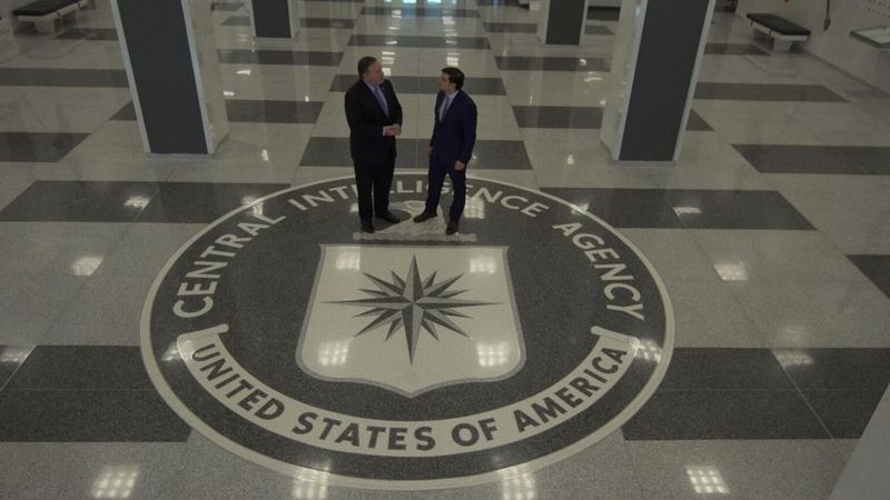 Russia 'will target US mid-term elections' says CIA chief - BBC News