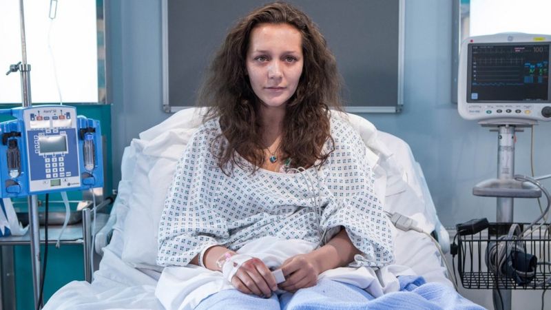 Eating disorder sufferers: Hollyoaks bulimia storyline an 'eye-opener ...