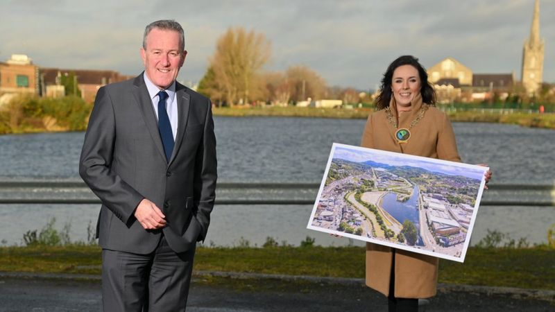 Newry: Non-opening fixed bridge proposed at city's ship canal - BBC News