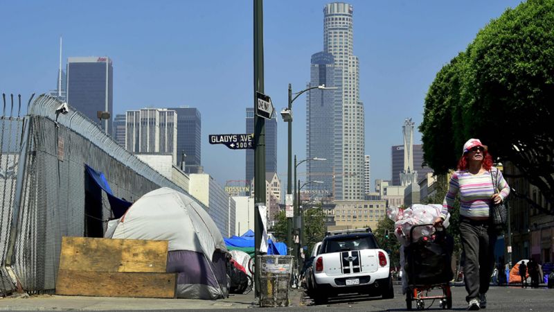 Los Angeles' homeless crisis goes from bad to worse - BBC News