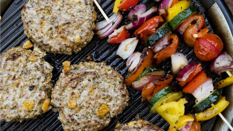 BBQ: What's your favourite food to have at a barbeque? - BBC Newsround