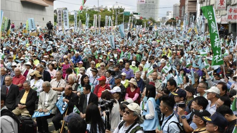 Ribuan orang demo desak Taiwan merdeka dari Cina - BBC News Indonesia