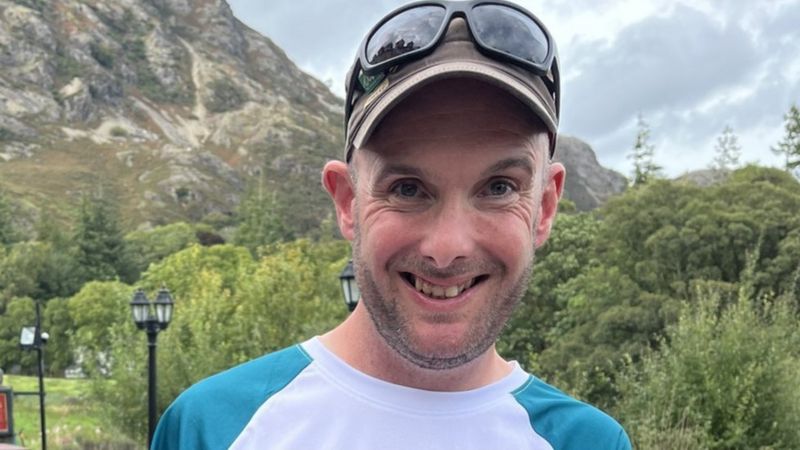 Lincolnshire man born with one kidney completes Wainwright peaks ...