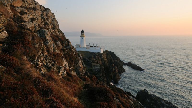 'Major upgrade' for Douglas and Maughold lighthouses - BBC News