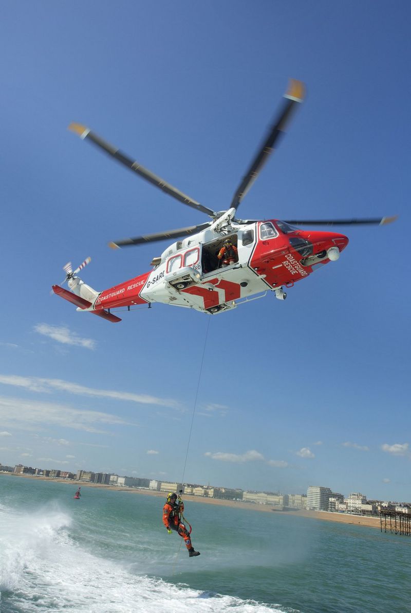 Sea views: Capturing British maritime life - BBC News