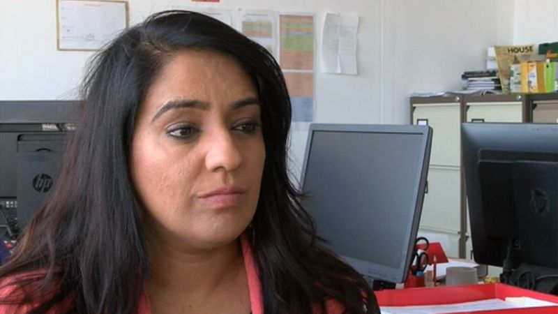 Samia Shahid: MP writes to Pakistan PM over 'honour killing' - BBC News