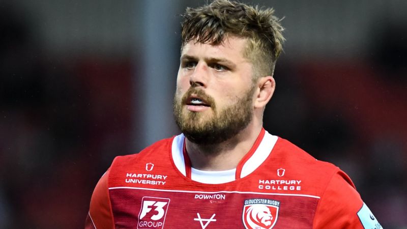 John Bayliss: Tributes paid to 'true gentleman' rugby star - BBC News