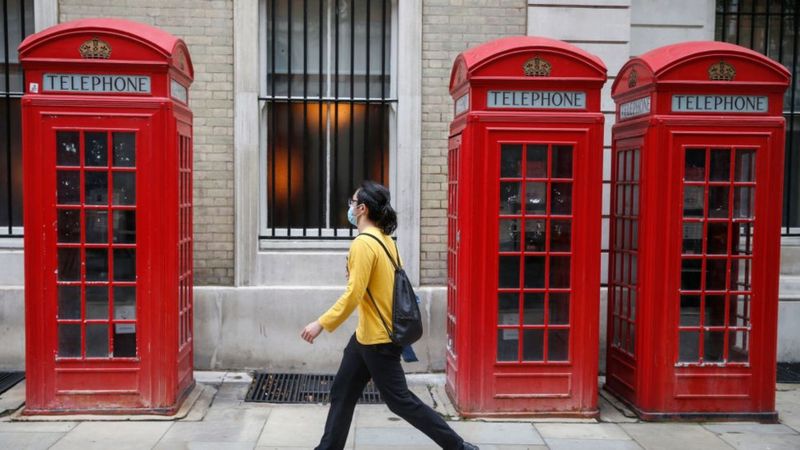 Landline telephone technology to be switched off in 2025 - BBC Newsround