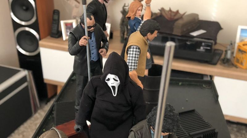 Sheffield film fan creates hundreds of miniature movie sets - BBC News