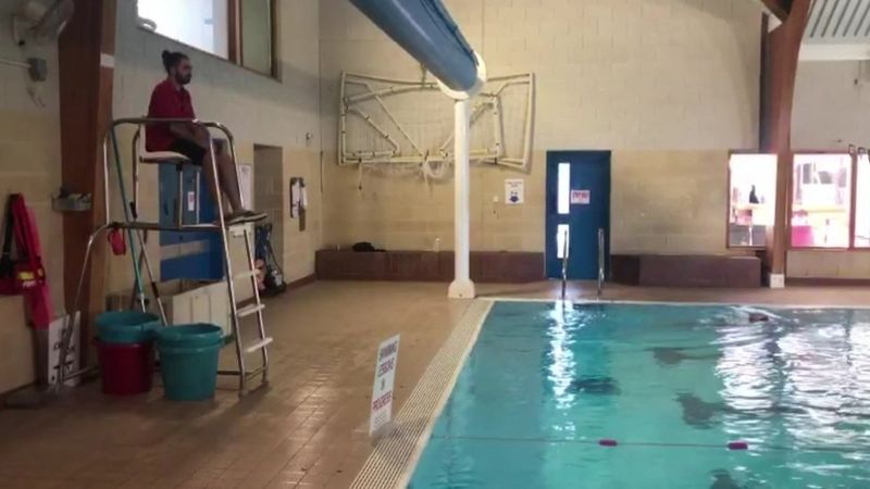 Flamingo Pool in Axminster aiming to become energy independent - BBC News