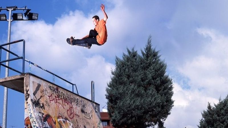 Ben Raemers: The skateboarding hero who couldn't handle fame - BBC News