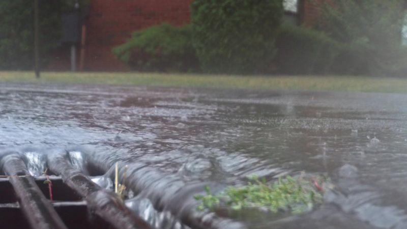 Climate change: Warming to drive 'robust increase' in UK flooding - BBC ...