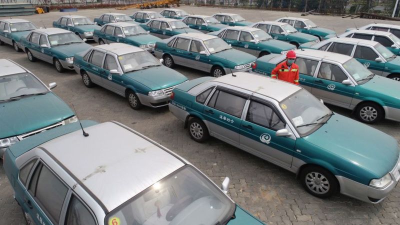 Climate change: 'Dangerous and dirty' used cars sold to Africa - BBC News