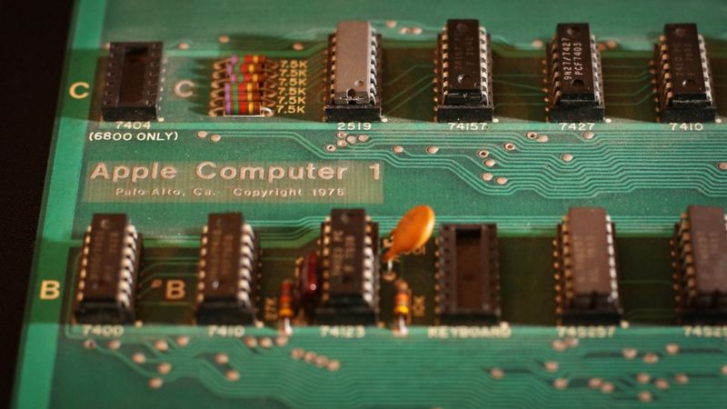 Apple-I: cómo era el primer modelo de computadora fabricado por Apple ...