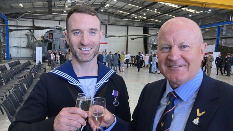 Royal Navy helicopter pilots and crew receive their wings - BBC News