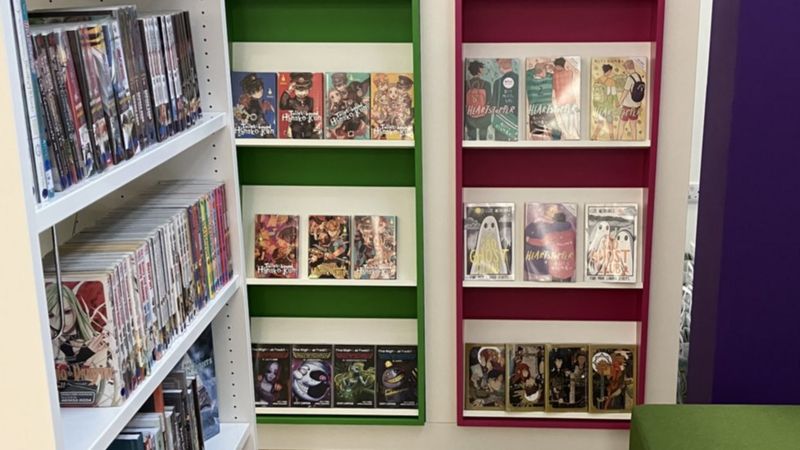 Biggleswade Library reopens with new community services - BBC News