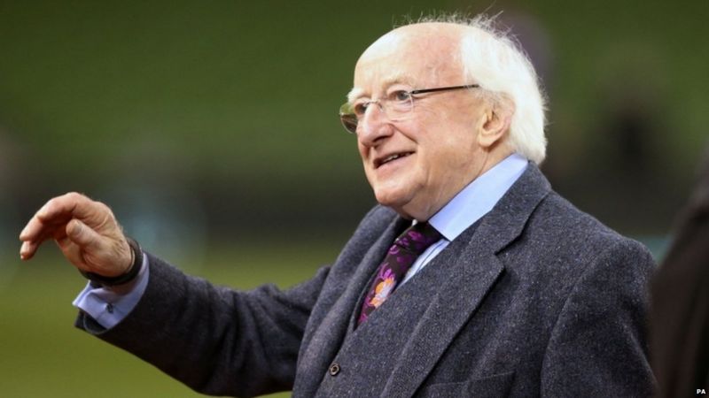 New book shines light on 1,400 years of Irish history - BBC News