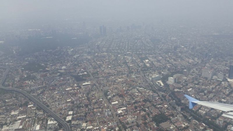 Car ban fails to curb air pollution in Mexico City - BBC News