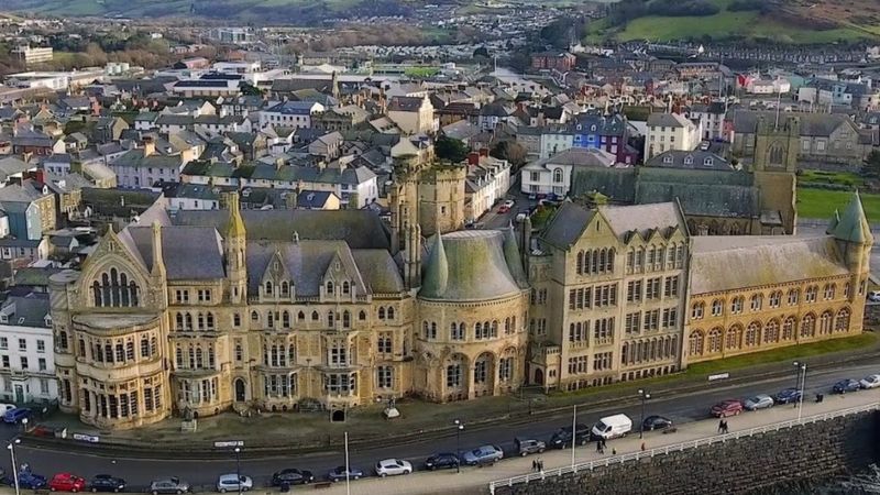 Aberystwyth: Hotel and museum plan to rejuvenate Old College - BBC News