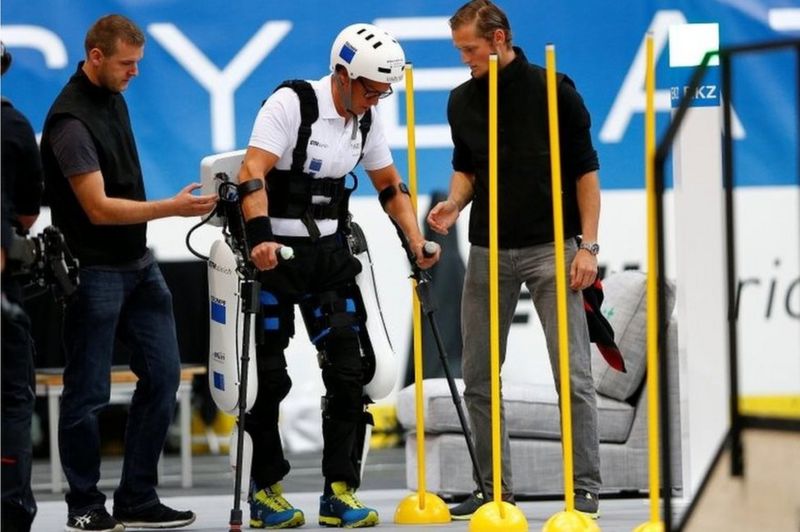 Cybathlon: Battle of the bionic athletes - BBC News