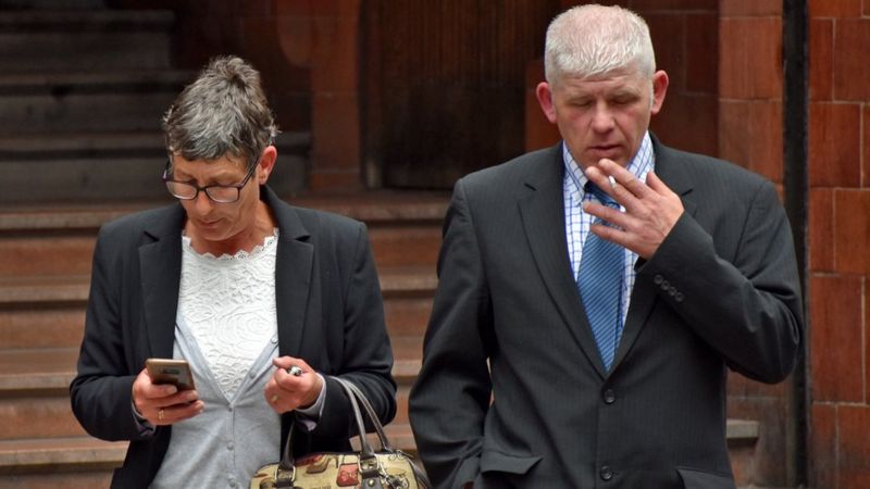 Fox cruelty: South Herefordshire Hunt pair found guilty - BBC News