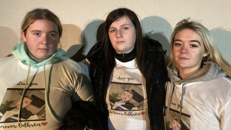 Lurgan murder: Two charged after Odhrán Kelly killing - BBC News