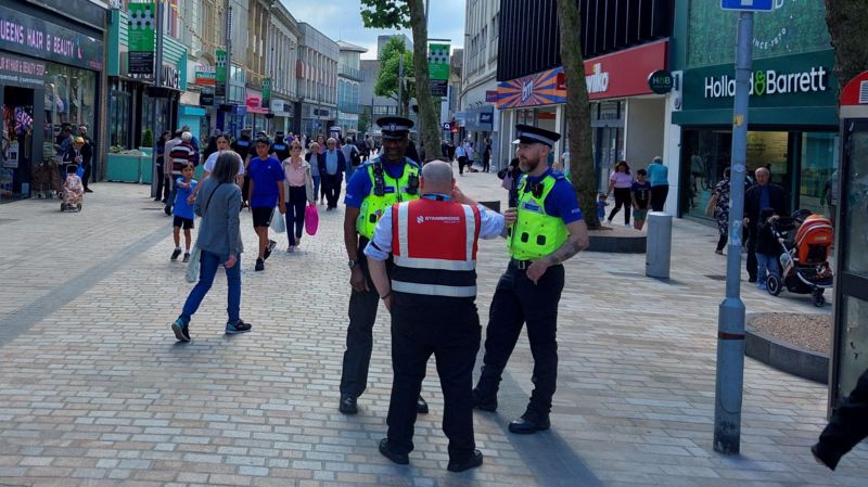 Wolverhampton - Latest News, Headlines and Entertainment from the BBC