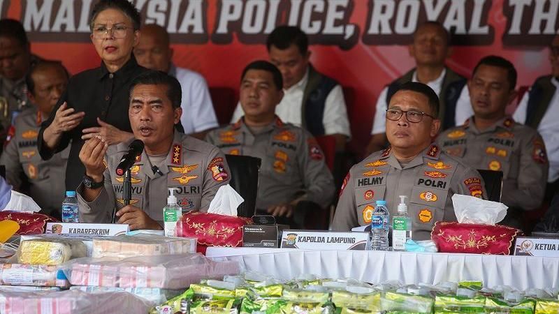 Gembong narkoba Fredy Pratama diburu Polri: Di mana dia bersembunyi dan mengapa sulit ditangkap ...