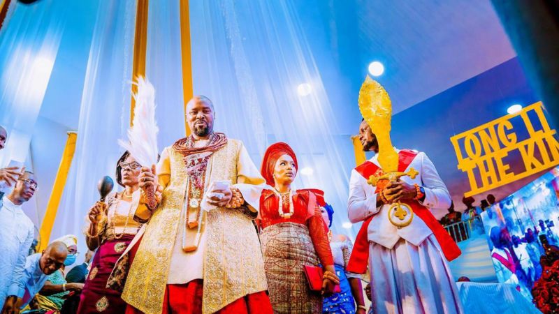 Olu of Warri: King of Itsekiri nation mark one year on di throne - BBC ...