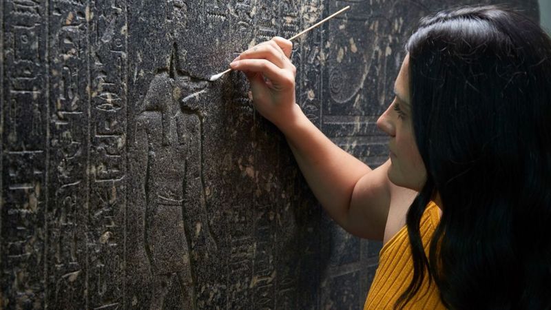 Batu Rosetta: Siapa pemecah kode hieroglif Mesir Kuno yang sesungguhnya ...