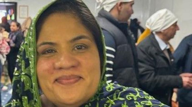 Telford Gurdwara celebrates 50 years at heart of community - BBC News