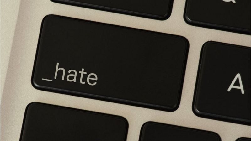 Andrew Tate : Pourquoi le contenu misogyne est-il si populaire sur ...