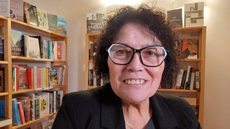 Balchder y llwybr o Streic y Glowyr at briodasau hoyw - BBC Cymru Fyw