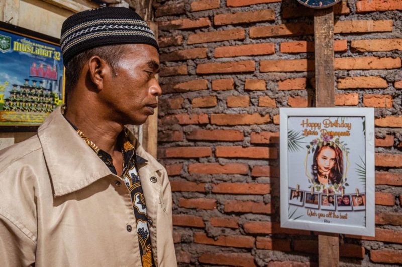 Tragedi Kanjuruhan: Korban meninggal dunia bertambah menjadi 135 orang - BBC News Indonesia