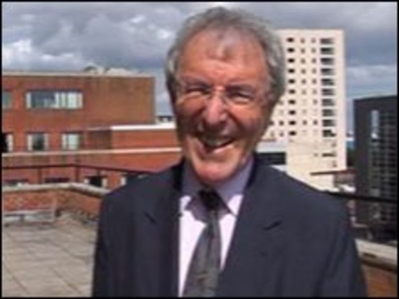 Tax-varying powers call for assembly government - BBC News