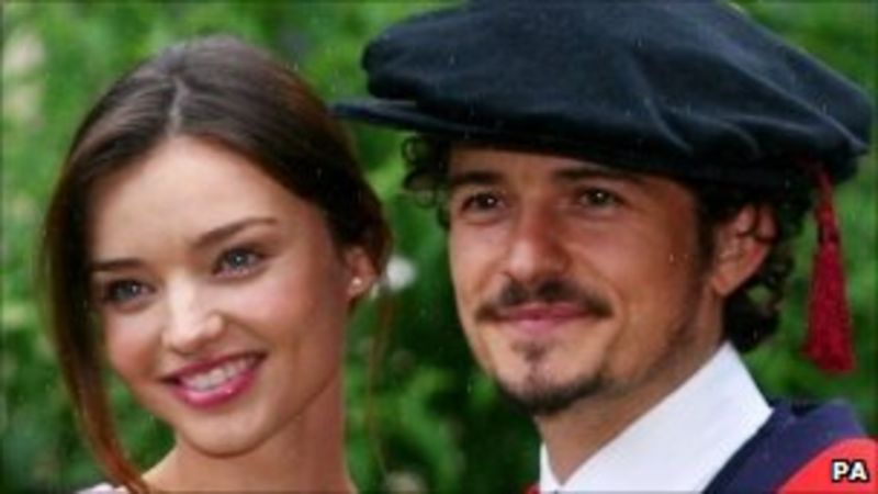 Actor Orlando Bloom marries model girlfriend - BBC News