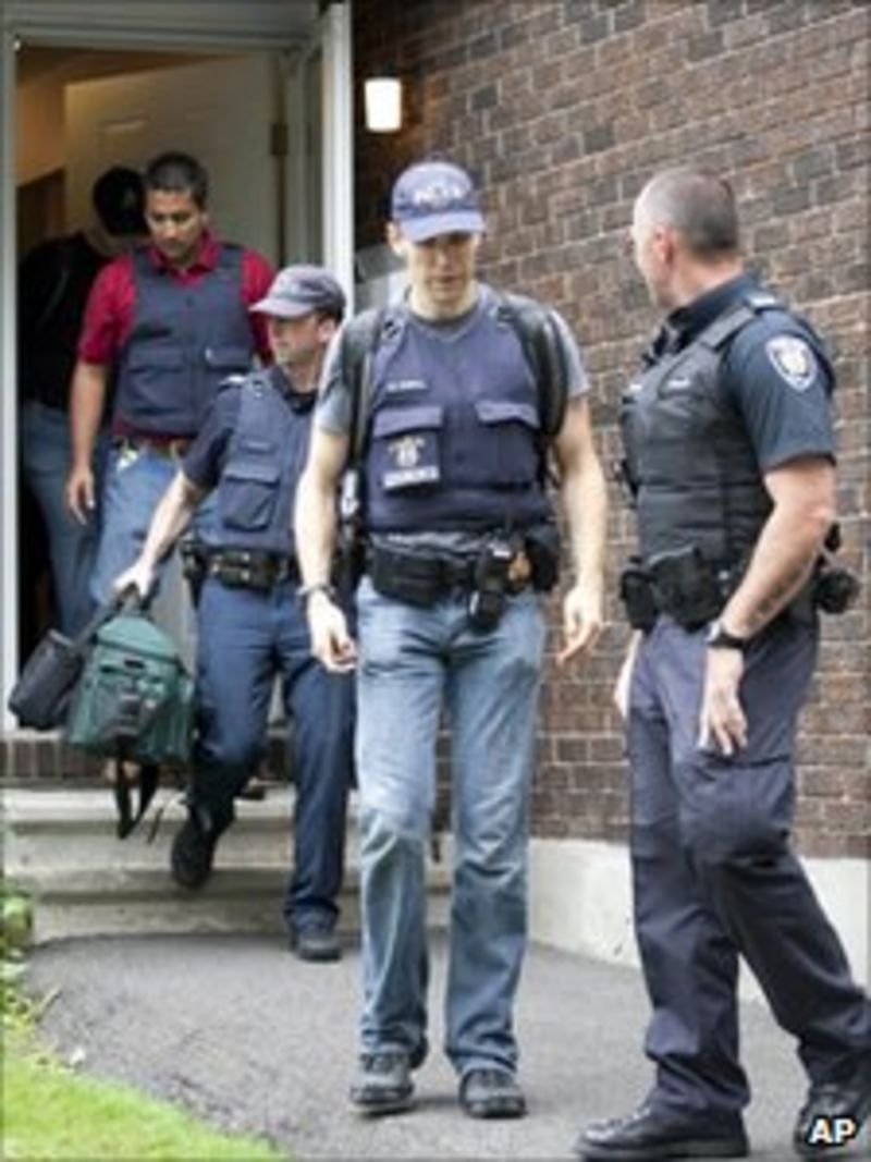Fourth suspect arrested over Canada terror plot - BBC News