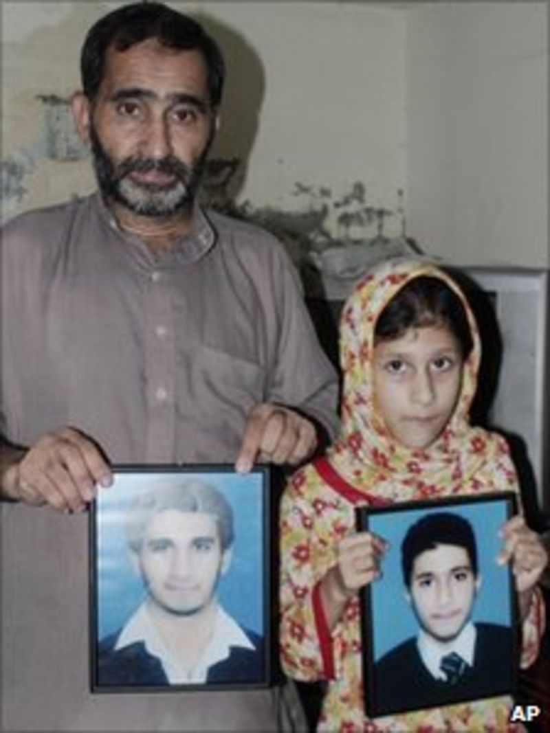 Death penalty for seven Pakistanis who killed teenagers - BBC News