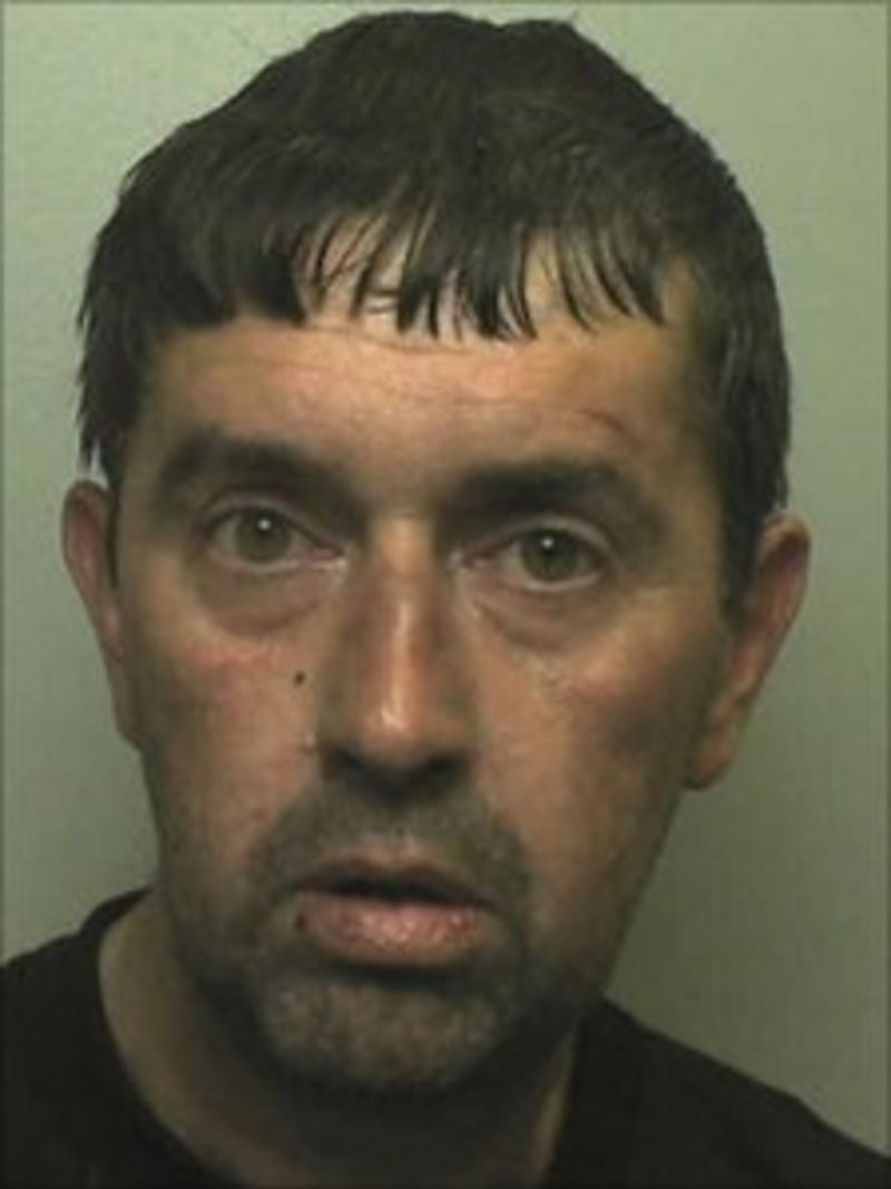 Murder case closed after suspect's cell death - BBC News