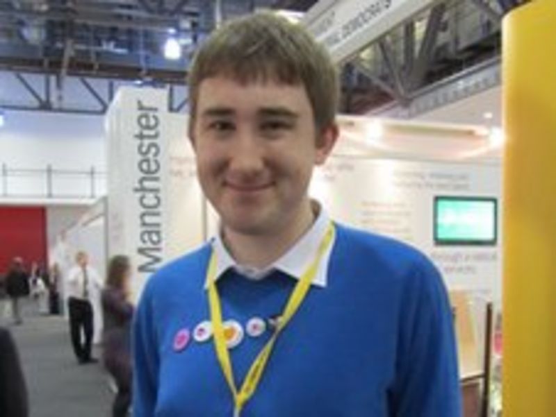 Young Liberal Democrats on life in the spotlight - BBC News