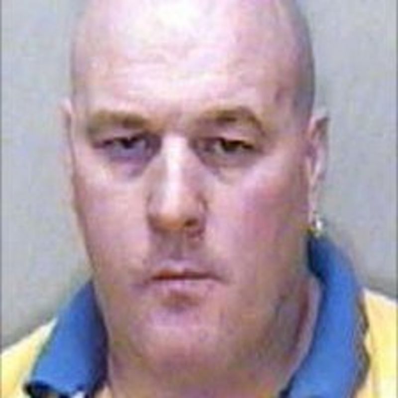 Jailed crime boss Colin Gunn 'still has influence' - BBC News