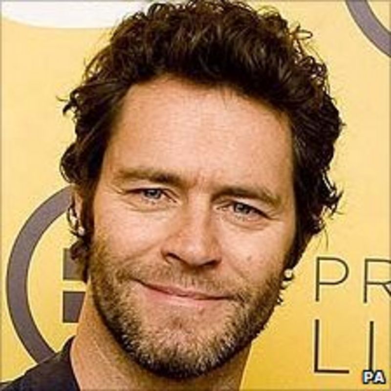 Take That star Howard Donald's super-injunction lifted - BBC News