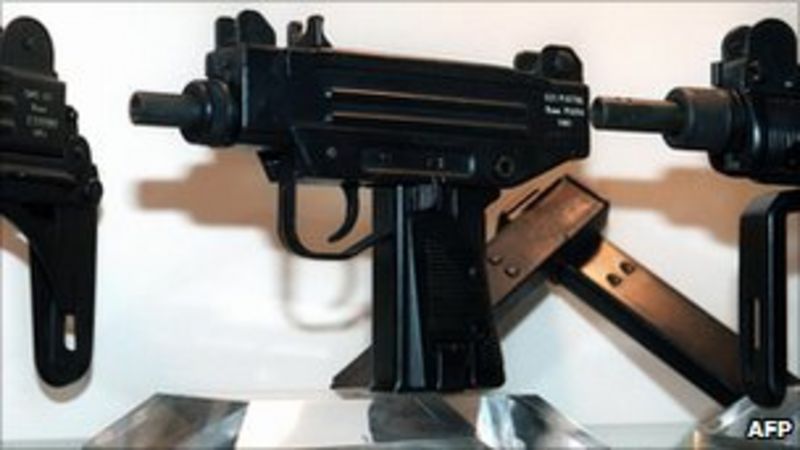 Trial over boy's Uzi death to begin in Massachusetts - BBC News
