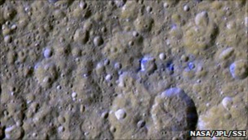 Iapetus moon's mighty ridge stirs debate - BBC News