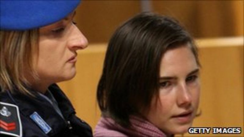 Amanda Knox granted review of Kercher forensic evidence - BBC News