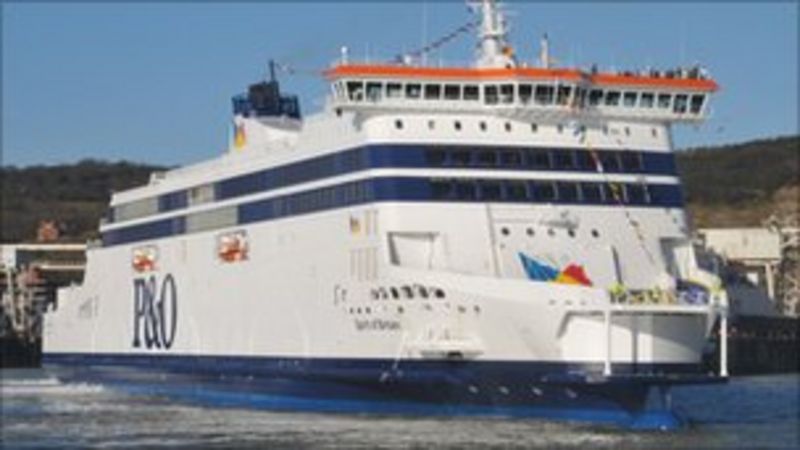 Spirit of Britain ferry makes maiden France voyage - BBC News