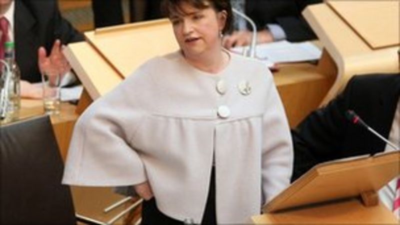 A look at former Scottish Labour leader Wendy Alexander - BBC News