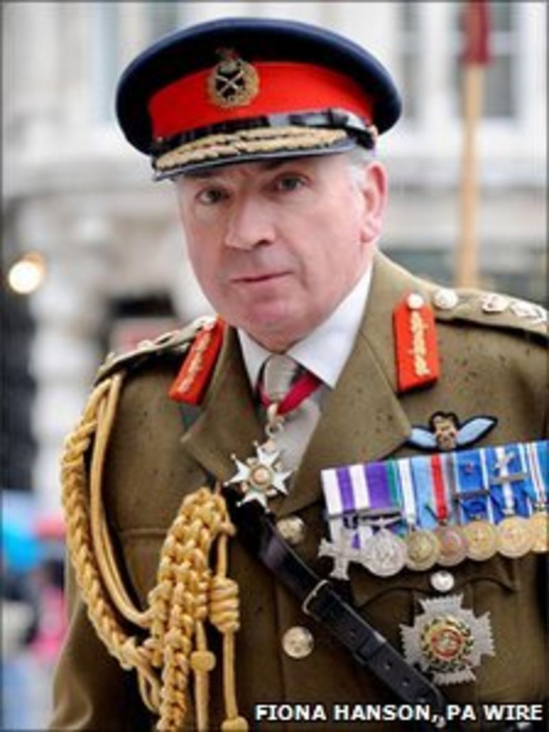 Dannatt: Army must give recruits 'moral education' - BBC News