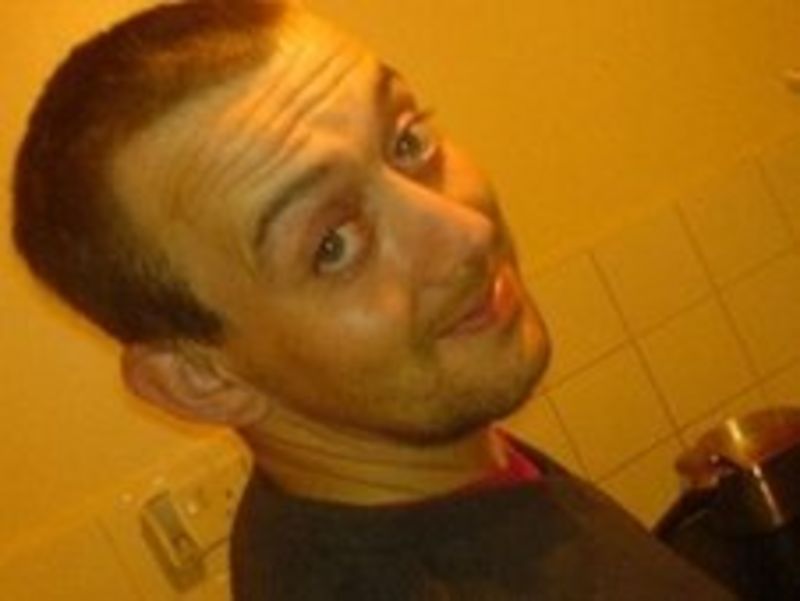 Benefits under and overpayments: Your views - BBC News